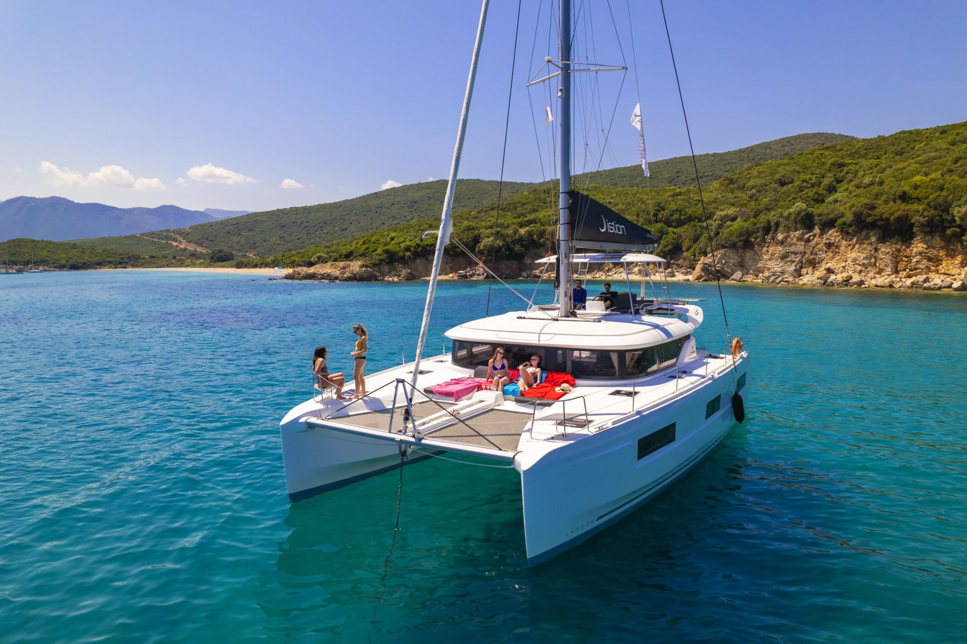 Yacht & Catamaran Charters from Lefkas | Istion Yachting