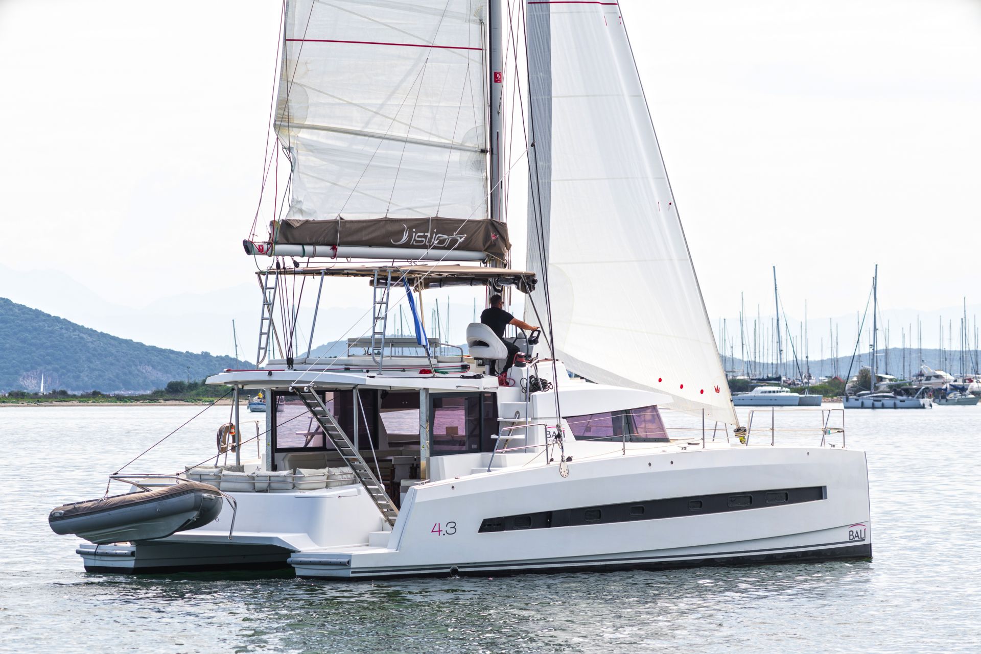 Bali 4.3 | Istion Yachting Greece