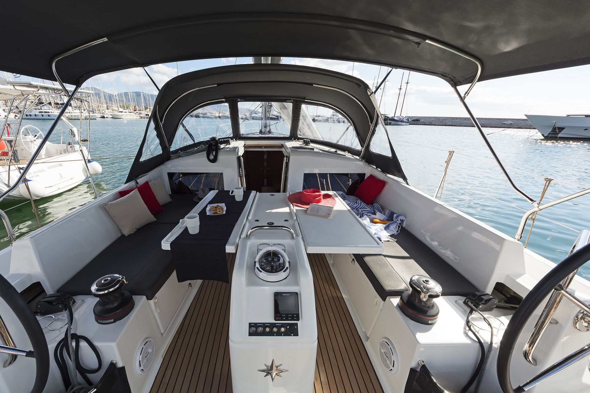 Sun Odyssey 440 | Istion Yachting Greece