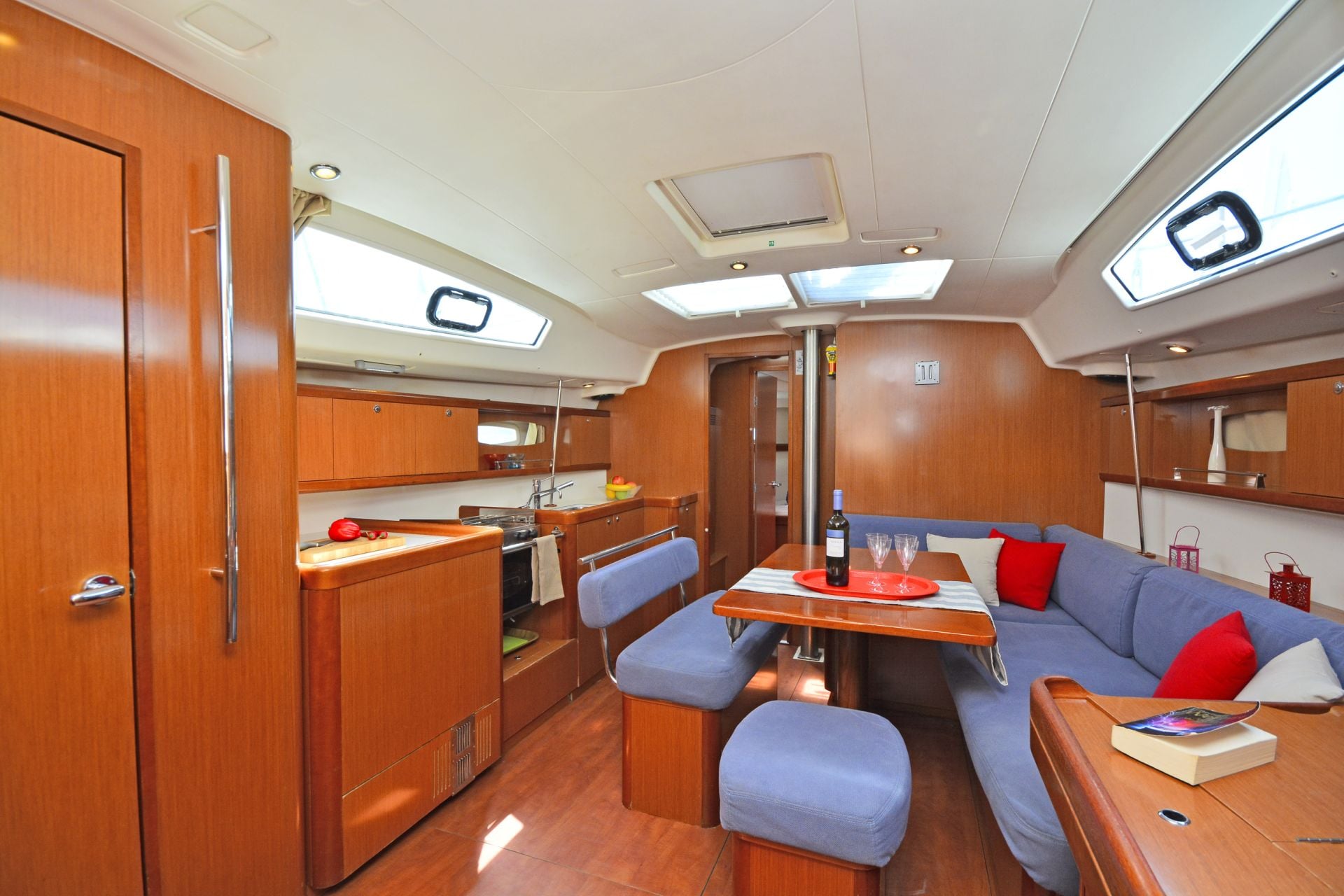 Oceanis 43 | Istion Yachting Greece