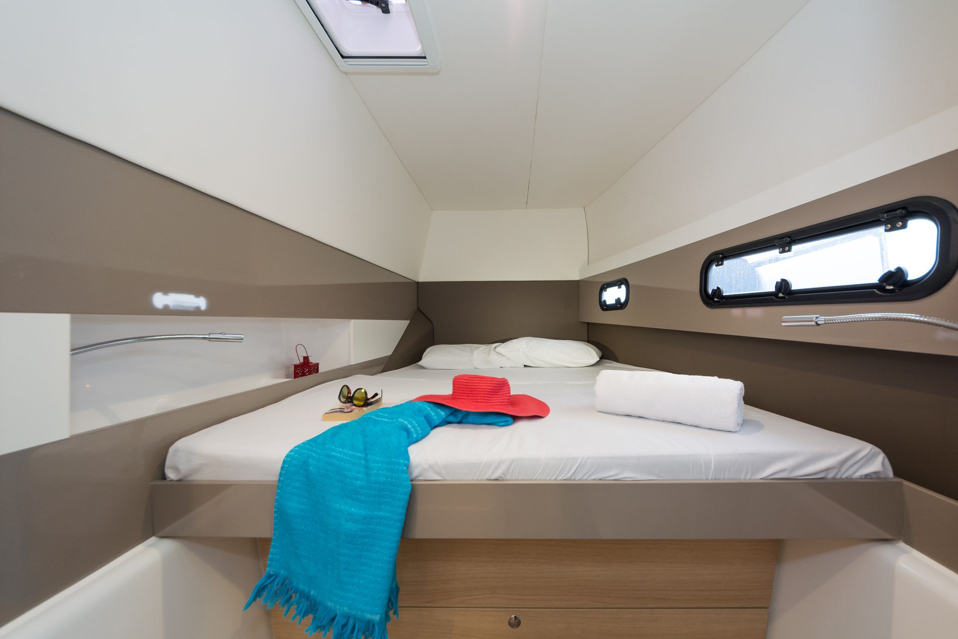 Bali 4.1 | Istion Yachting Greece