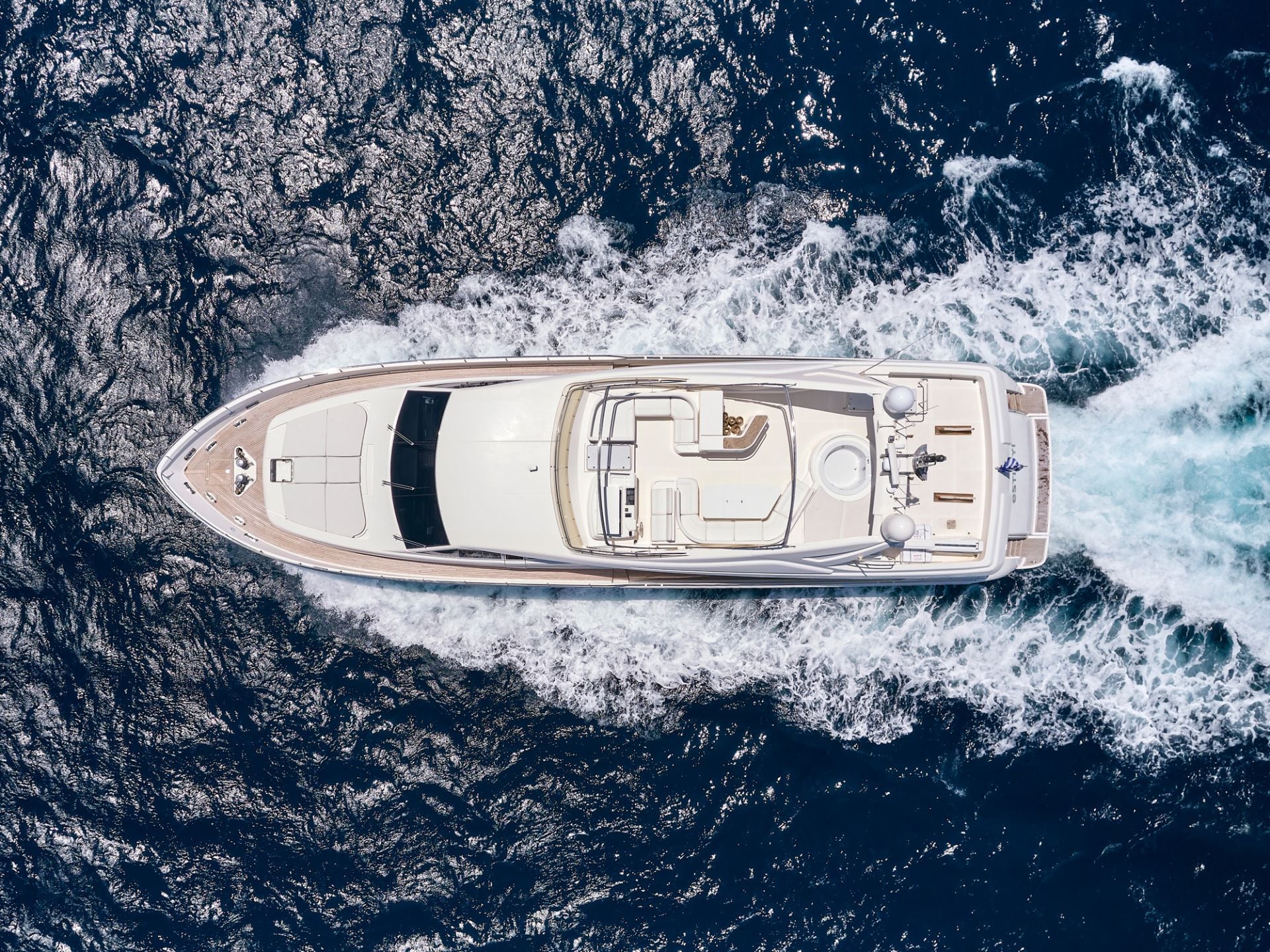 Ferretti 88 | Istion Yachting Greece