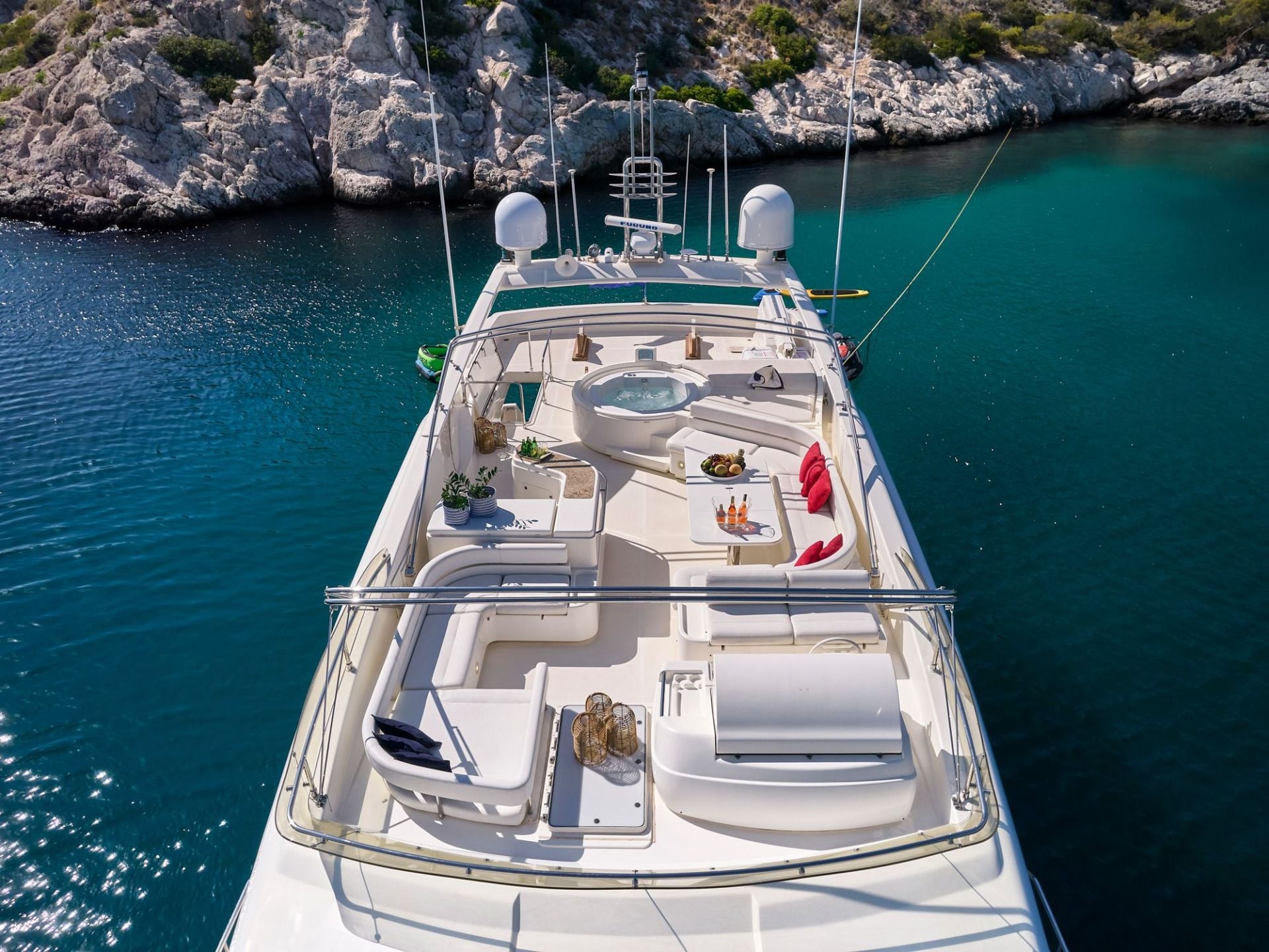 Ferretti 88 | Istion Yachting Greece