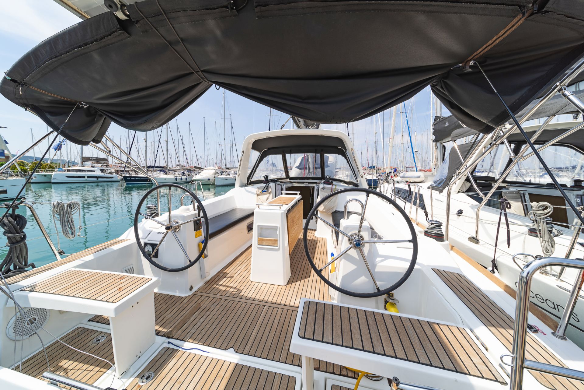 Oceanis 38.1 | Istion Yachting Greece