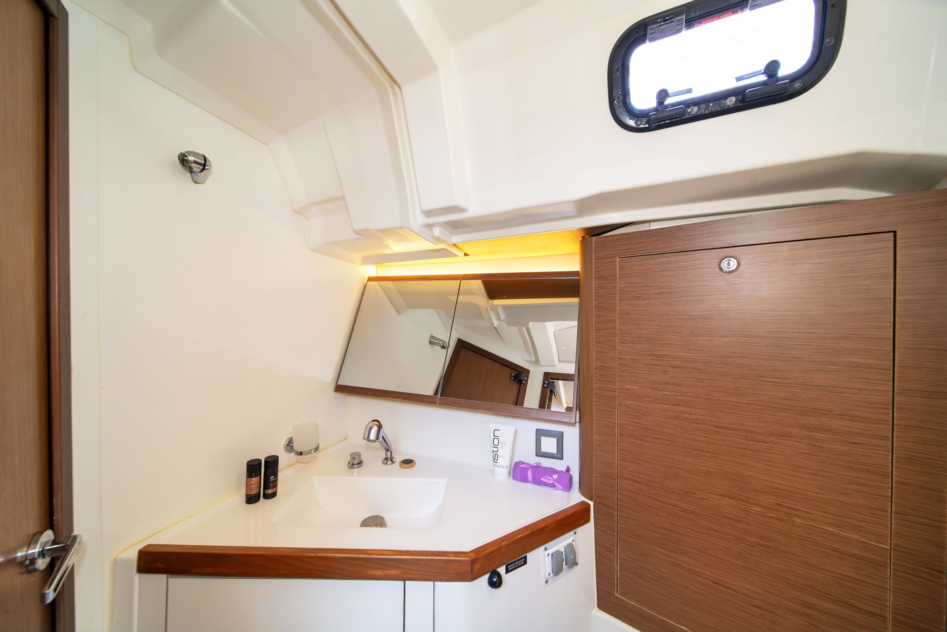 Oceanis 46.1 | Istion Yachting Greece