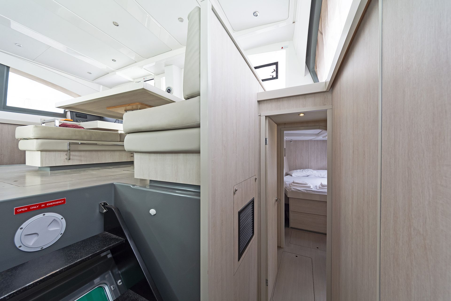 Leopard 48 | Istion Yachting Greece