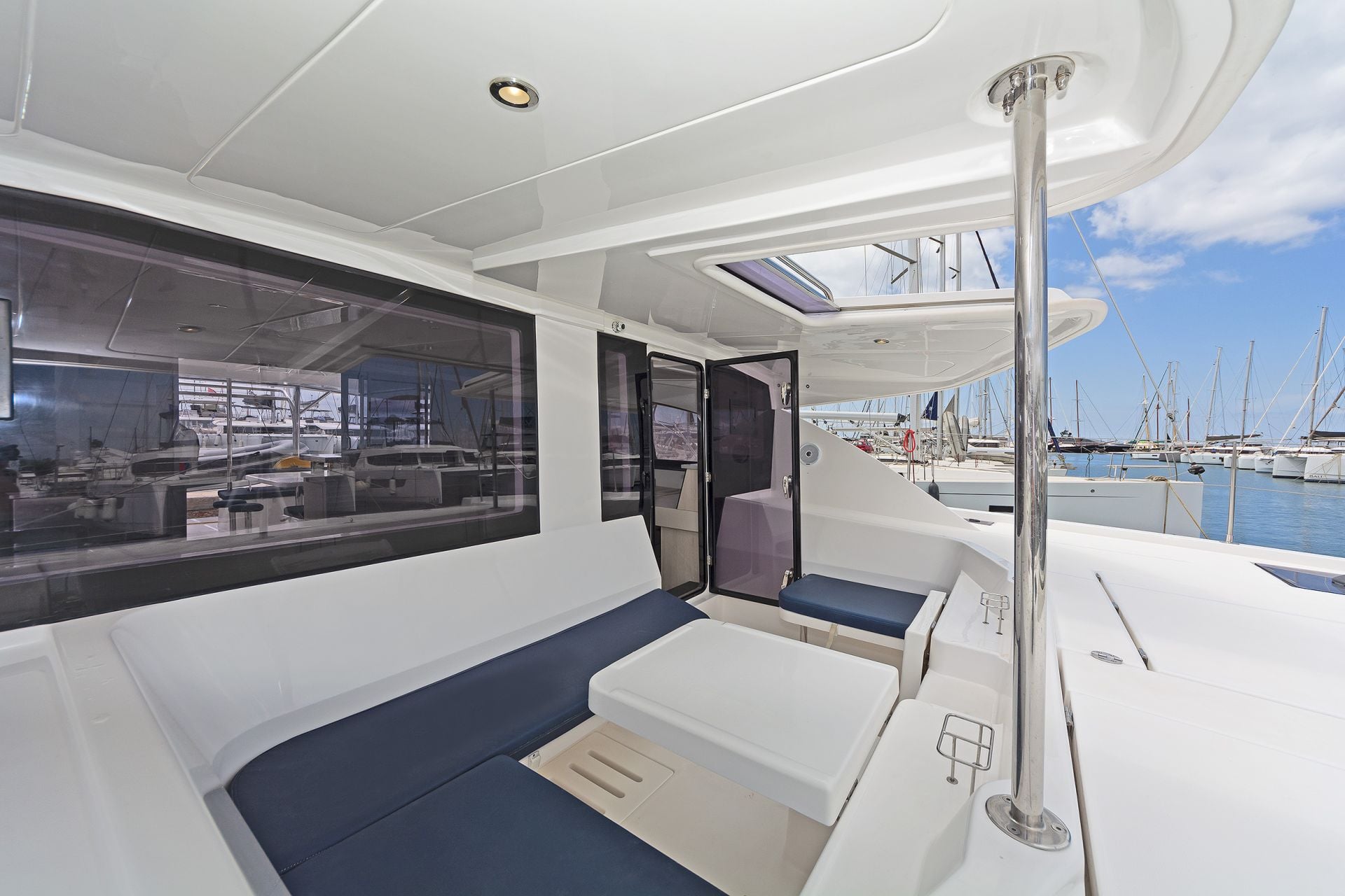 Leopard 48 | Istion Yachting Greece