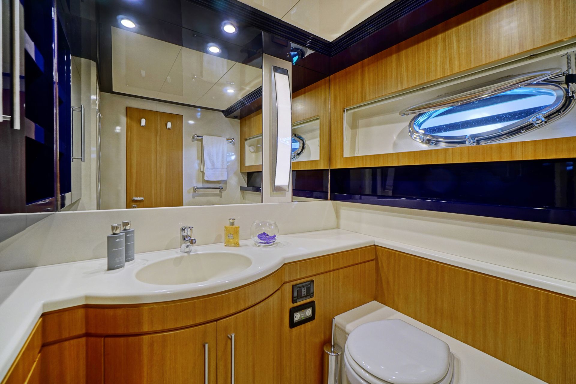Riva 72 | Istion Yachting Greece